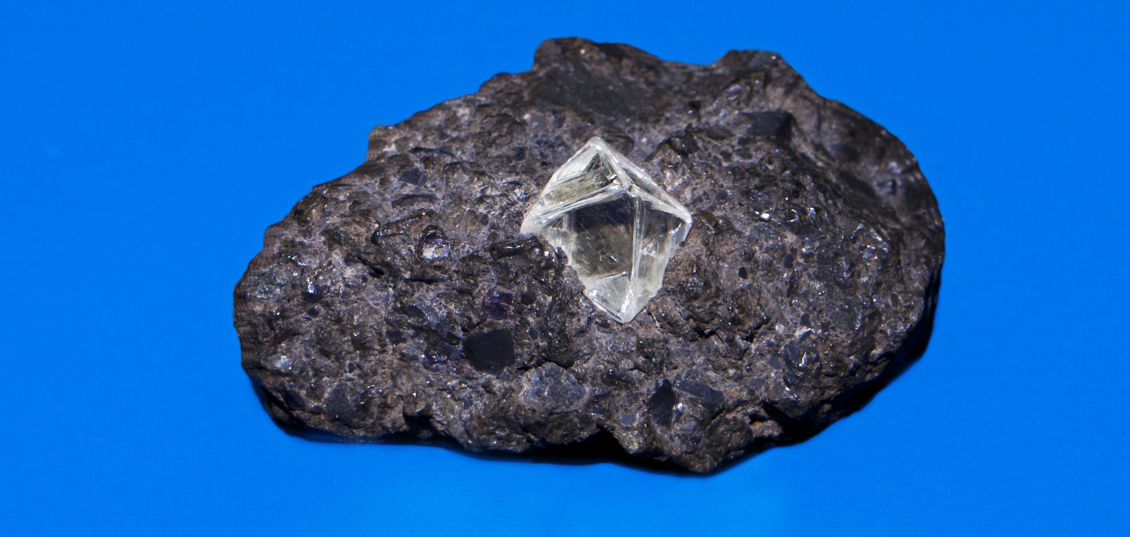 New diamond membrane technology promises bright future | Croucher ...